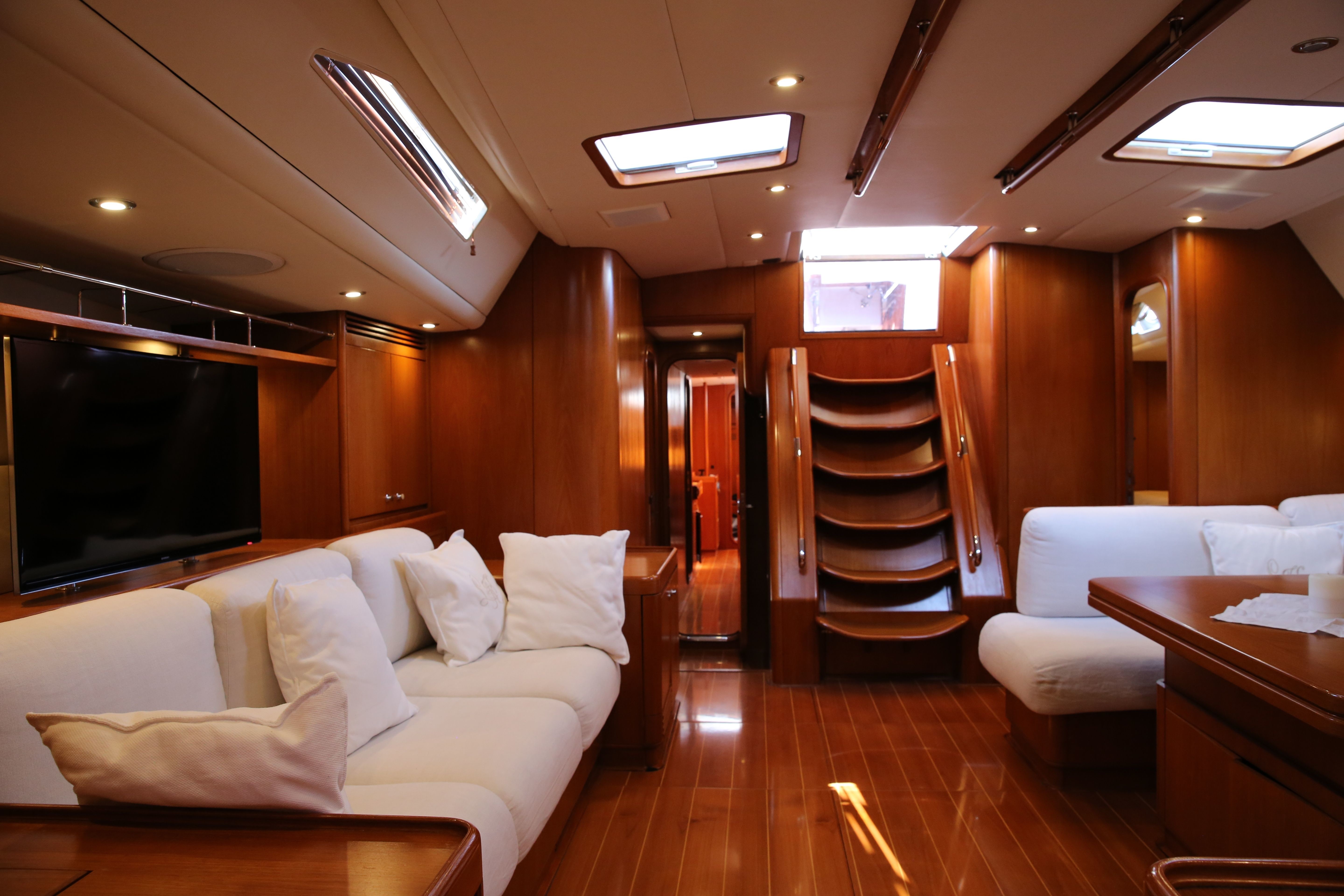 Yacht SOUTHERN STAR, Southern Wind Shipyard | CHARTERWORLD Luxury ...